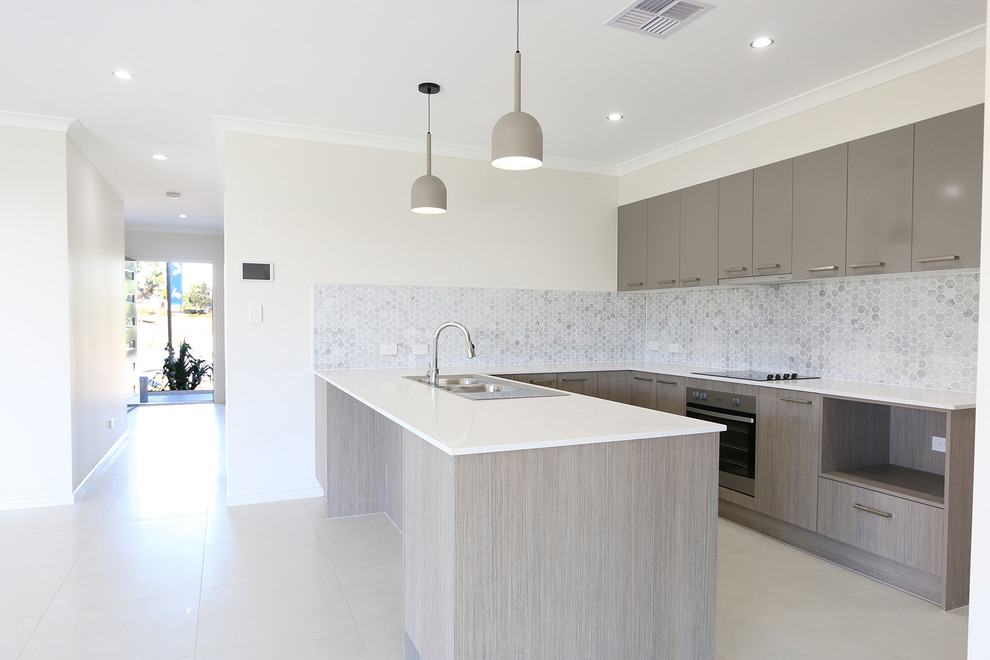 Moreton Display Home - Freshwater Estate Display Village - Modern ...