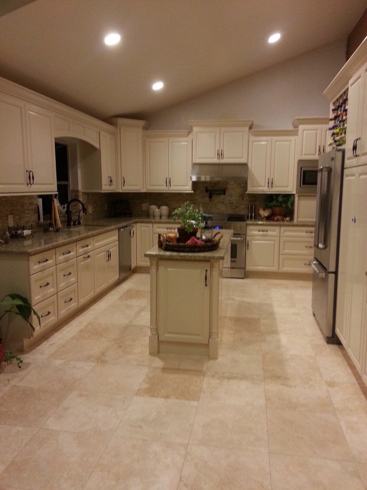Morgan - Traditional - Kitchen - Sacramento - by Kitchen Design Center ...