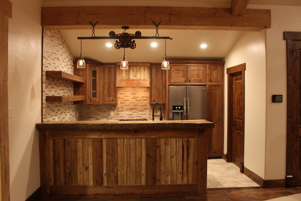 Mountain Rustic Barn - Farmhouse - Kitchen - Dallas - by Distinctive ...