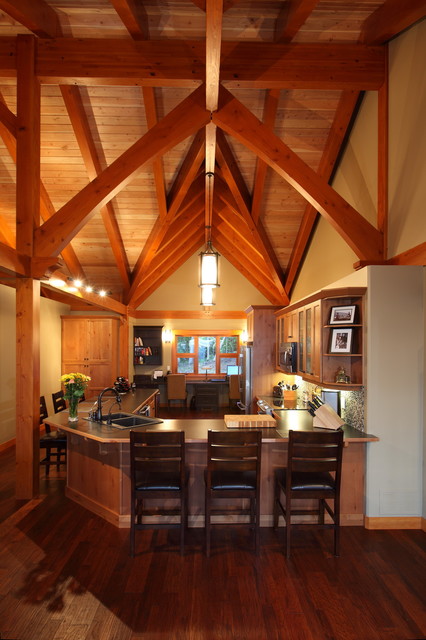 Mountain top Timber Frame - Klassisch - Küche - Vancouver - von ...