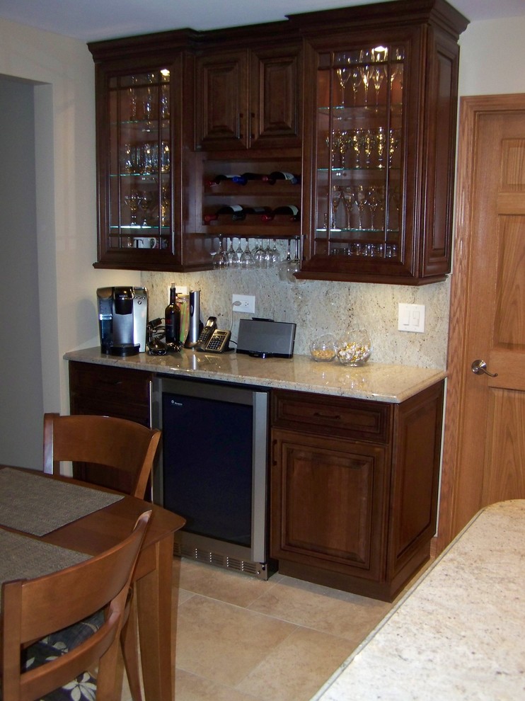 Mulli - Traditional - Kitchen - Chicago - by JandB Kitchen Designs | Houzz