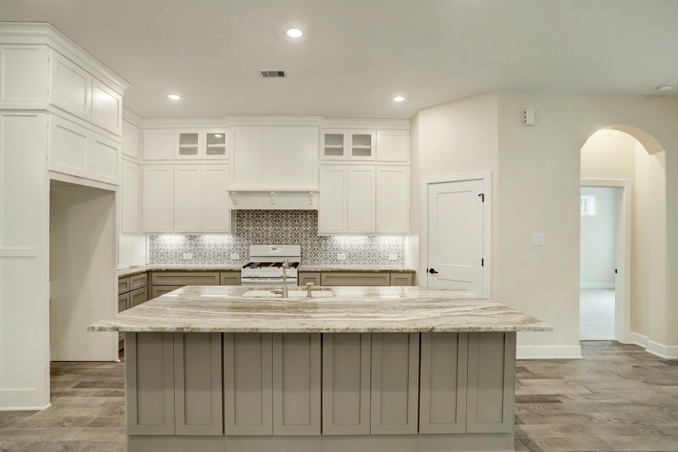 Mustang Trail Plan - Kitchen - Houston - by Kurk Homes | Houzz