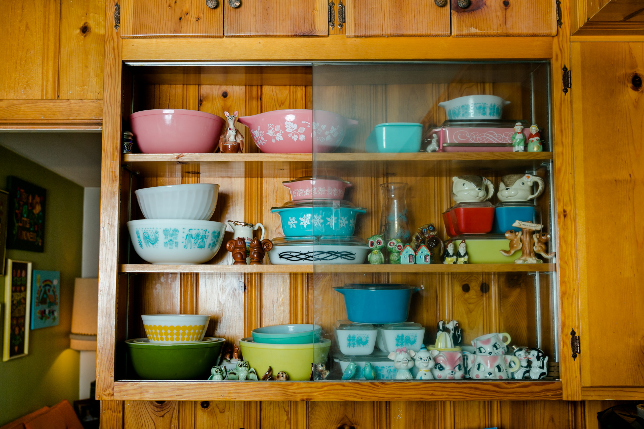 My Houzz: Bold Vintage Color in a 1962 Austin Ranch House