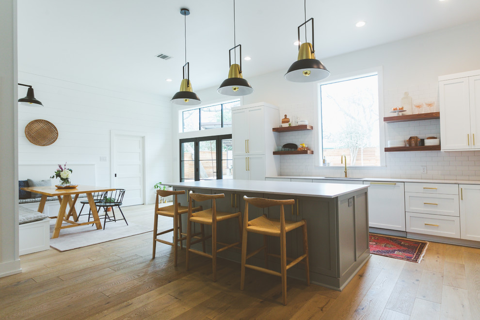 My Houzz: Classic Update for a 1957 Austin Ranch House - Farmhouse ...