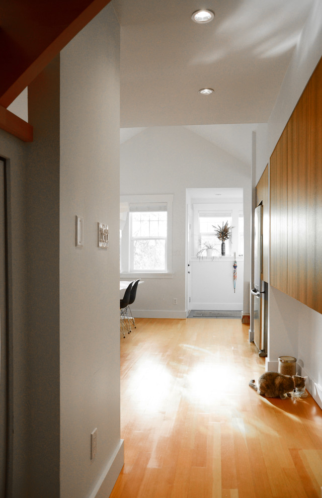 My Houzz: Compact House Renovation in East Vancouver - Modern - Kitchen ...