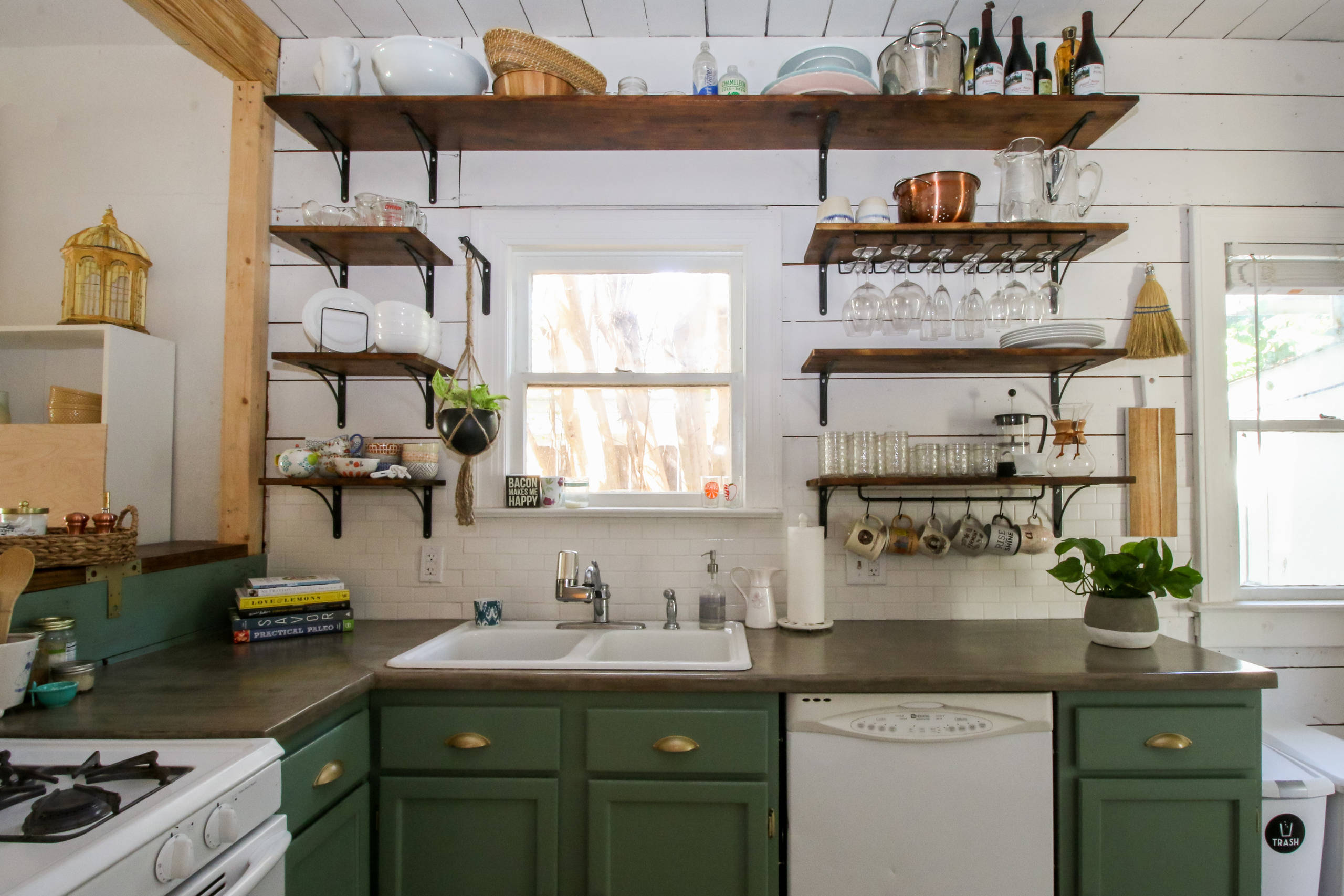 My Houzz: Friends Help With the DIY Redo of a San Antonio Kitchen