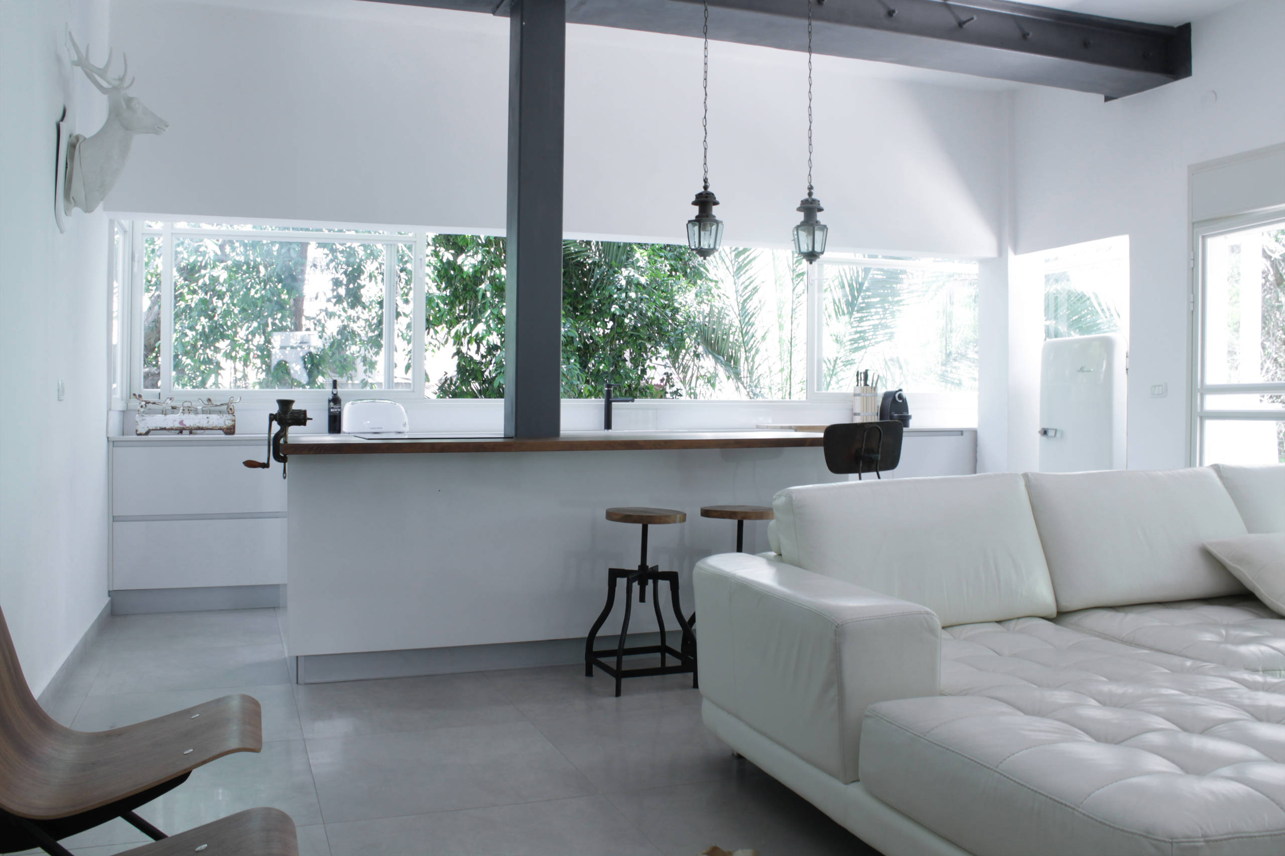 My Houzz: Bringing Sunlight and Leafy Views to an Israeli Apartment ...