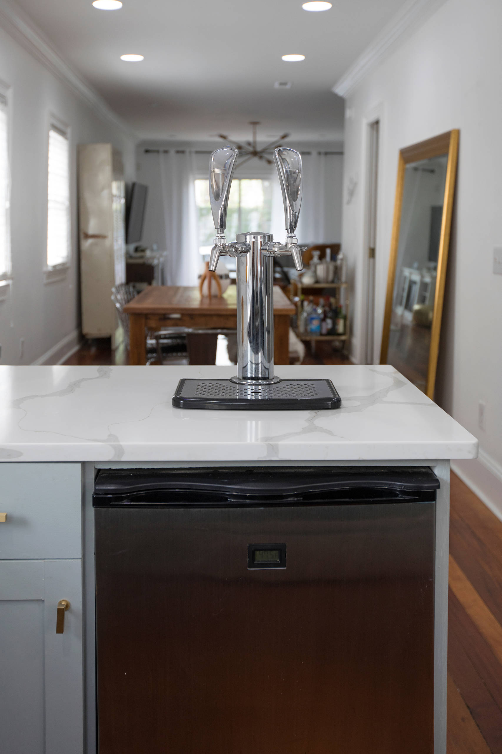 My Houzz: Neutral Chic Style in a 1901 South Carolina Home