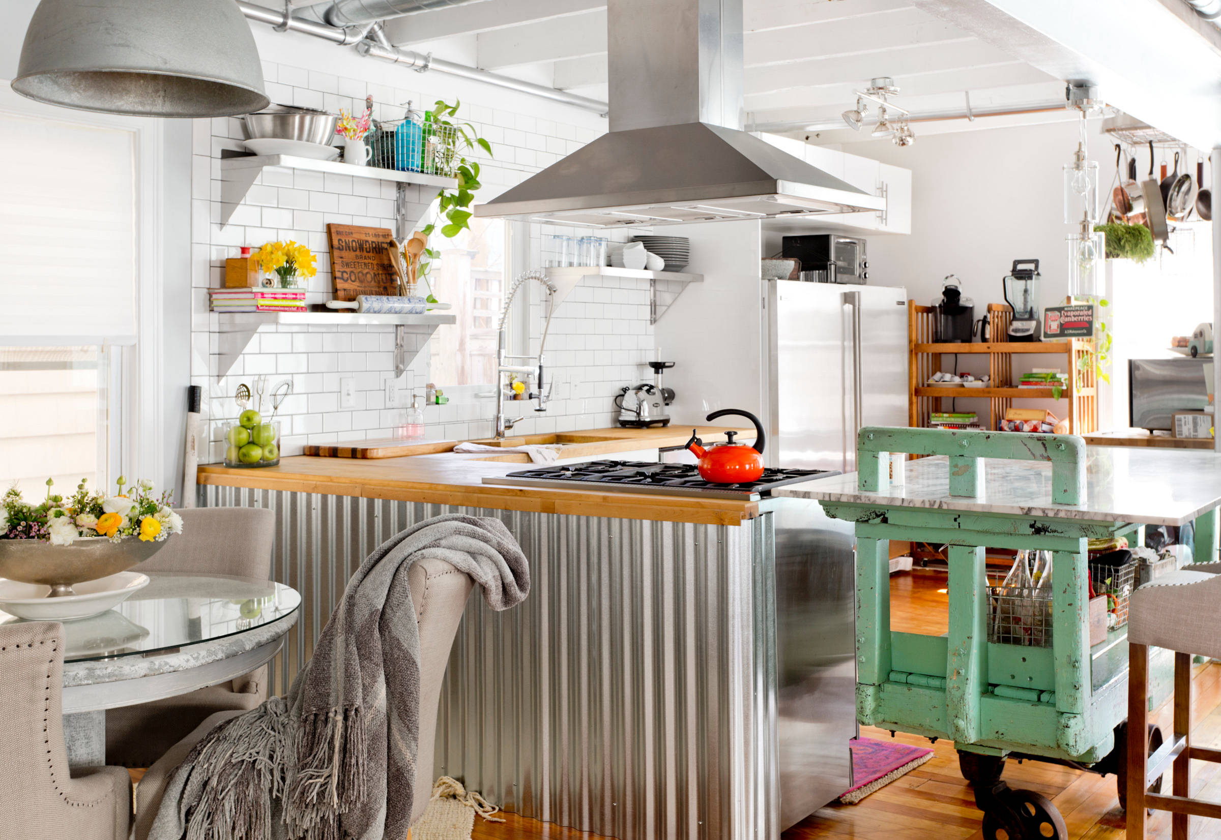 My Houzz: Salvage Finds and DIY Love in Rhode Island