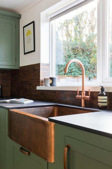Neptune Henley Kitchen kent - Traditional - Kitchen - Kent - by Woods ...