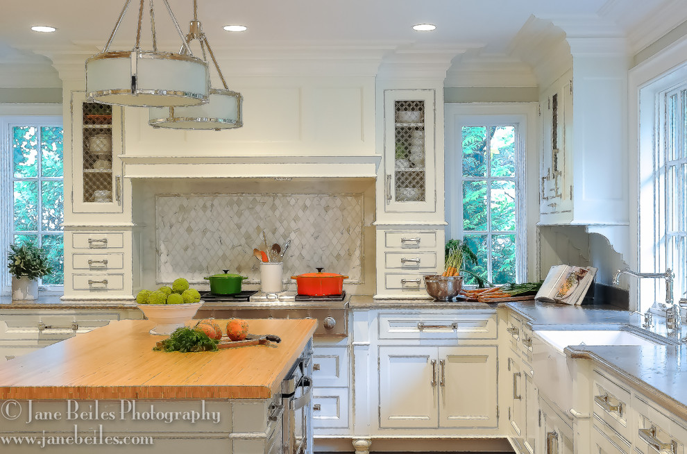 New Canaan Kitchen - Traditional - Kitchen - New York - by Jane Beiles ...