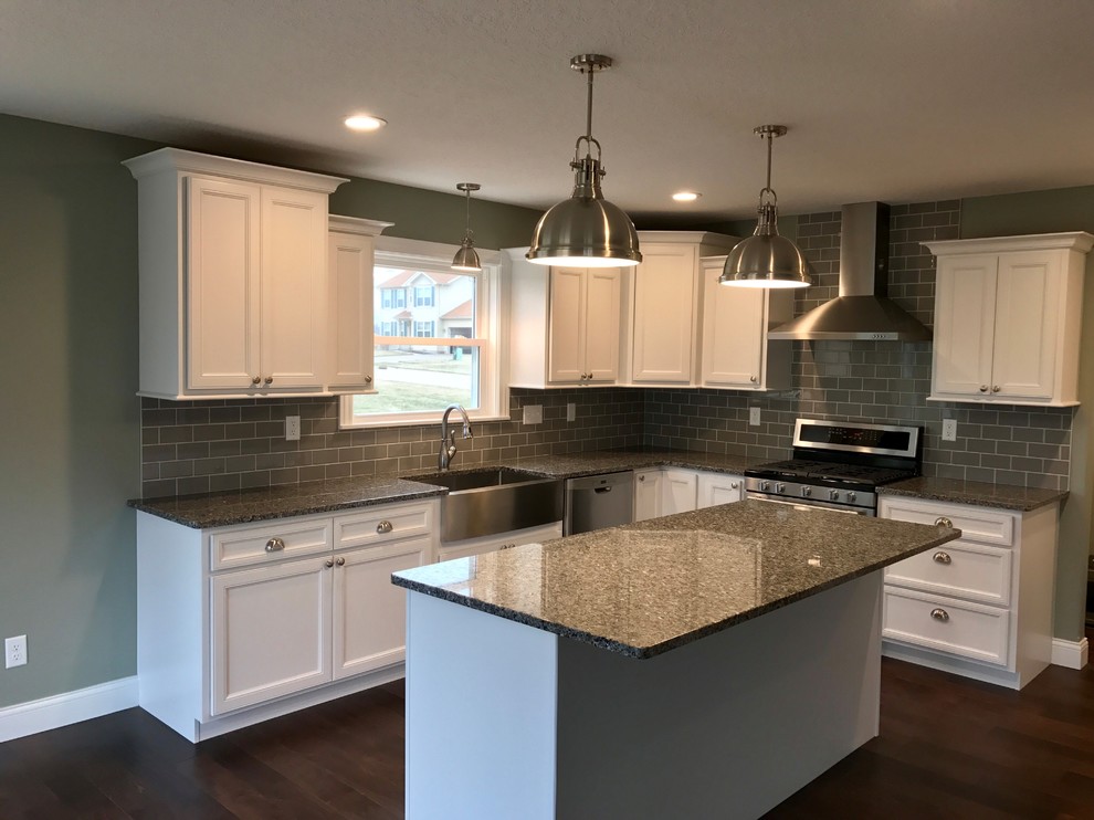 New Construction-Colona, IL Koch Lexington Painted White Caledonia ...