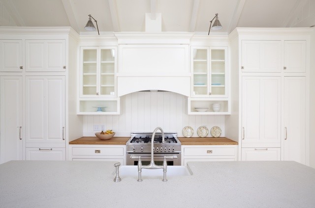 New England Farmhouse Kitchen - Farmhouse - Kitchen - Boston - by ...