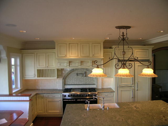 New Home - Traditional - Kitchen - Seattle - by HARBOR CABINETS | Houzz