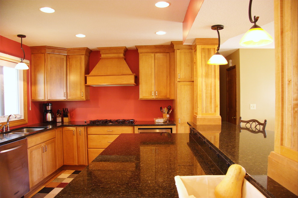 New Hope Kitchen - Traditional - Kitchen - Minneapolis - by Dominion ...