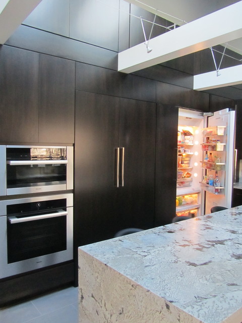 New Jersey Modern Elegance - Modern - Kitchen - New York - by DPH ...