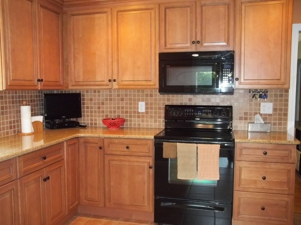 Newtown Square by Molly - Traditional - Kitchen - Philadelphia - by ...
