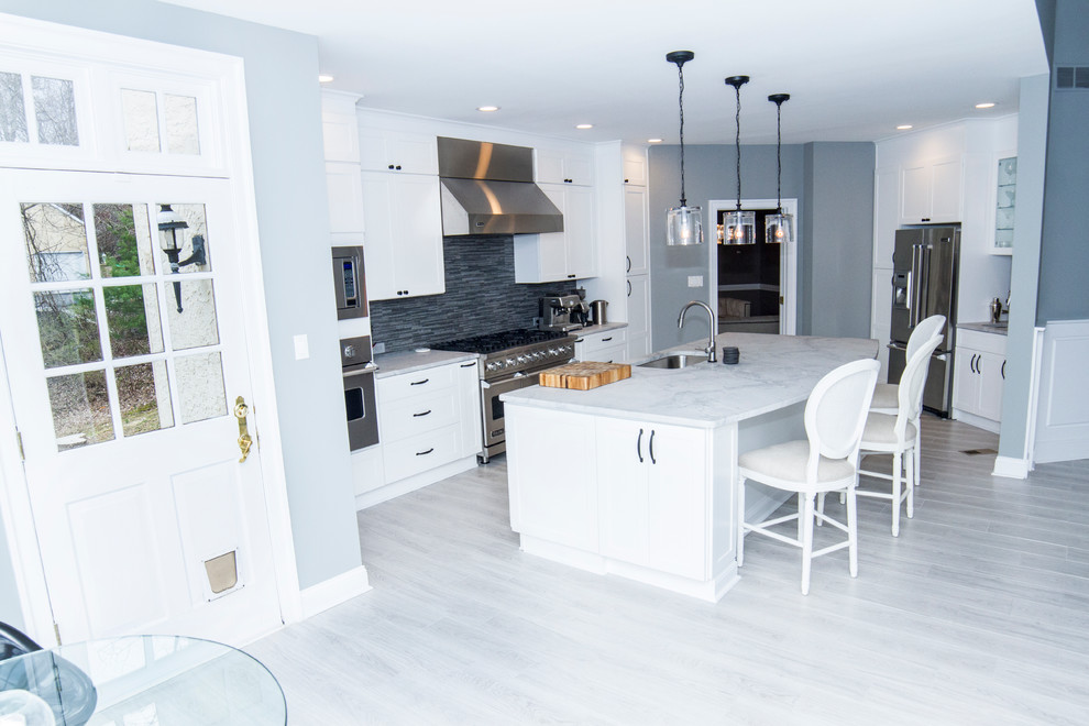 Newtown Square PA Lake Kitchen - Classique Chic - Cuisine ...