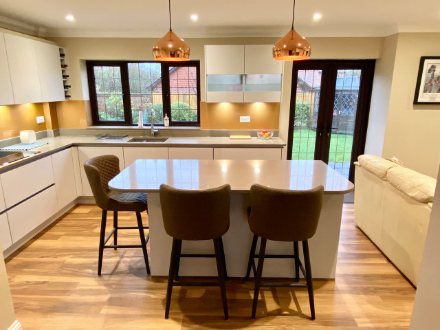 Nobilia Alpine White Kitchen - Contemporary - Kitchen - Sussex - by ...