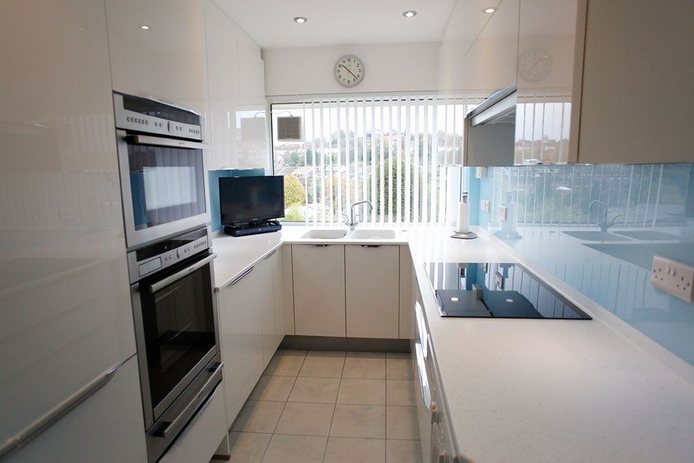Nobilia Small Kitchen - Contemporary - Kitchen - Sussex - by Alexander ...