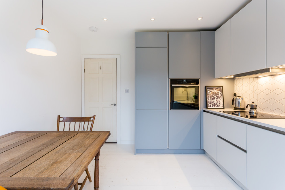 Nolte Soft Lac Papyrus Grey and White Handleless Kitchen - Kitchen ...