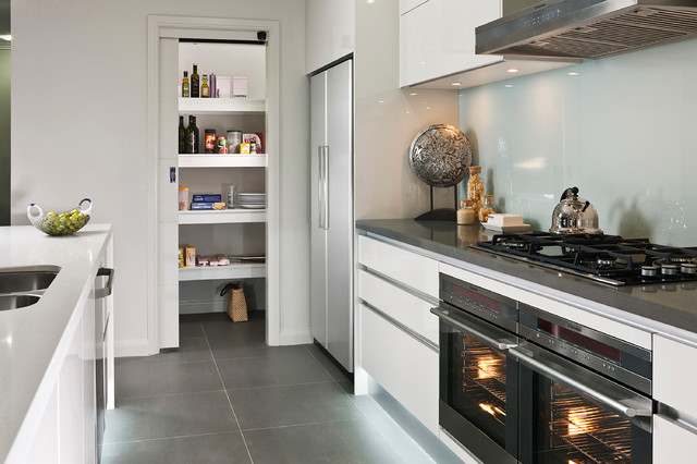 Noosa Kitchen - Contemporary - Kitchen - Sydney - by Nobby Kitchens ...