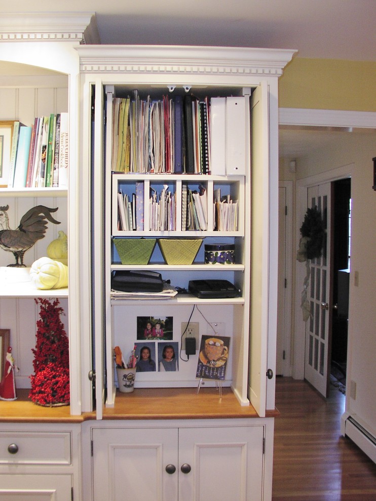 North Andover MA Spring Hill Rd. Kitchen #2 - Traditional - Kitchen ...