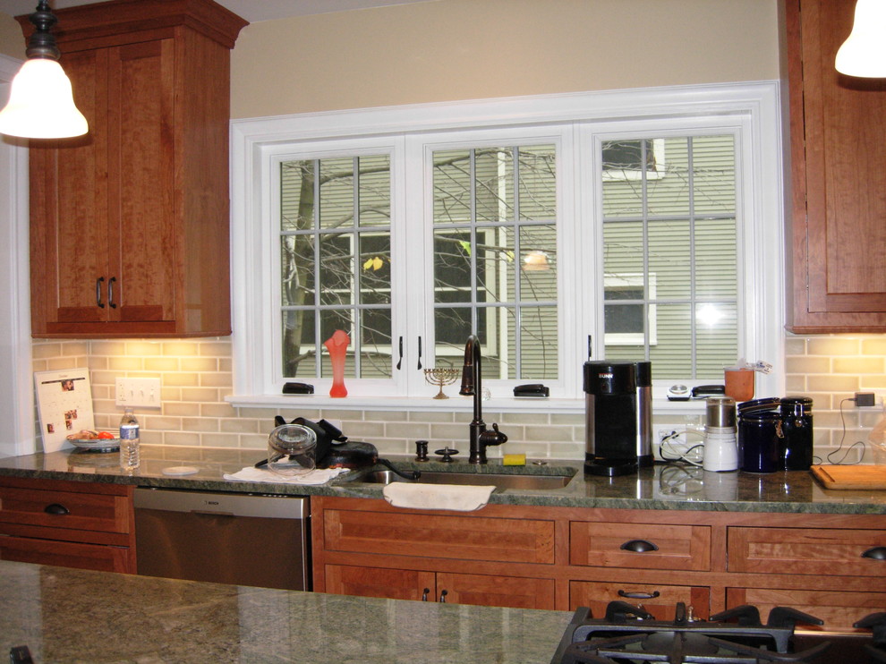 North Shore KITCHENS by Roberts Design Build - Traditional - Kitchen ...