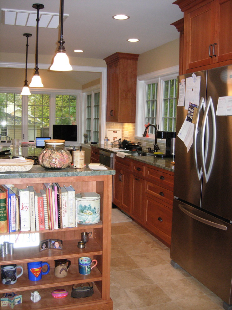 North Shore KITCHENS by Roberts Design Build - Traditional - Kitchen ...