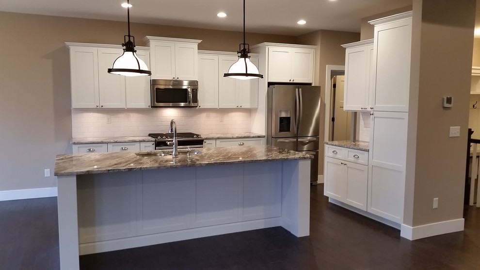 Northeastern Bungalow - Craftsman - Kitchen - St Louis - by Gebhardt ...