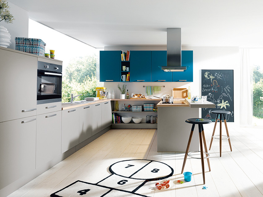 Nova Trueffe Schüller Kitchen - Modern - Kitchen - Surrey - by Price My ...