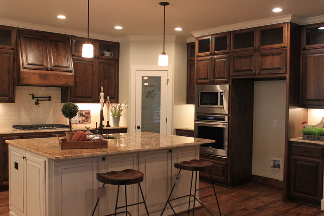 o'hanlon house - Kitchen - Austin - by JLS Custom Homes | Houzz UK