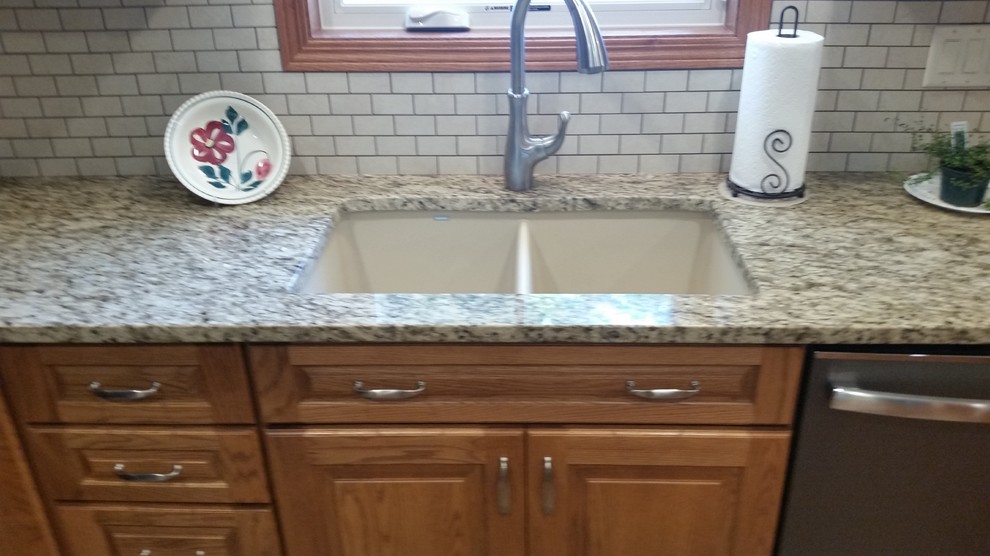 Oak Kitchen Athena Door Style - Traditional - Kitchen - Other - by ...