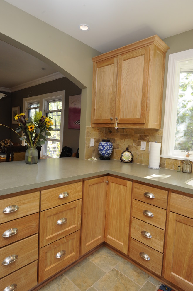 Oakland Farmhouse Kitchen Peninsula Corner - Traditional - Kitchen ...