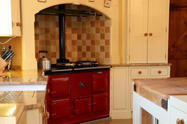 Oil Fired Aga with 'Chimney Breast Surround' - Traditional - Kitchen ...