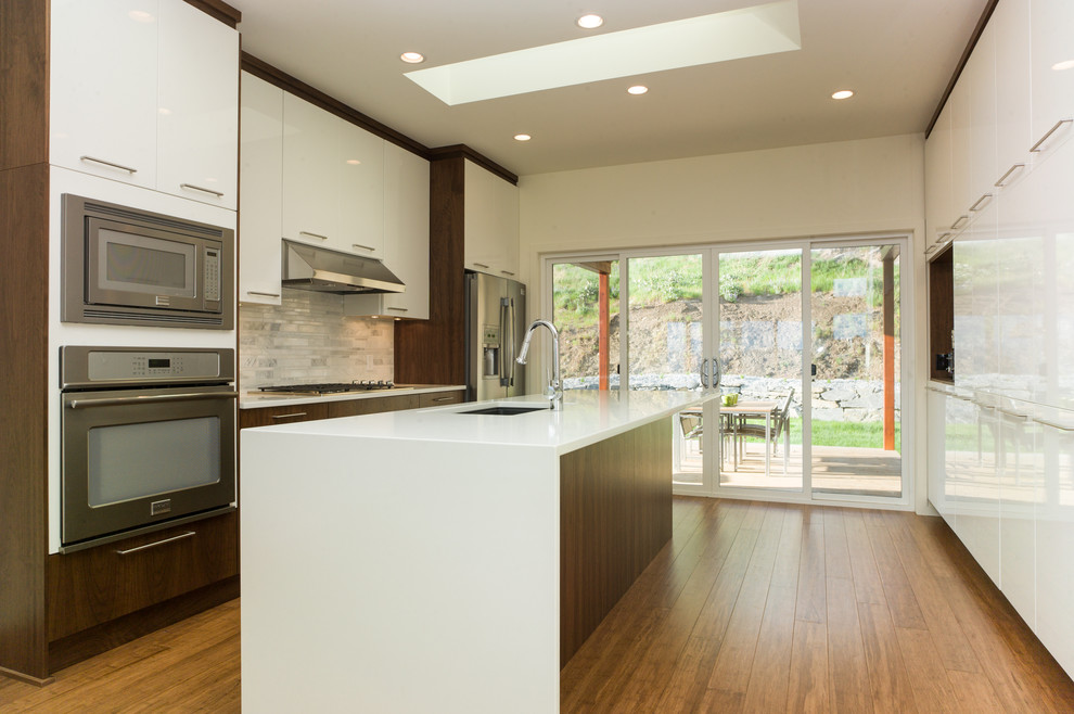 Okanagan, Earnshaw Residence - Modern - Kitchen - Vancouver - by ...