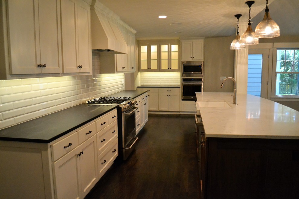 Old Leawood Remodel and Addition - Farmhouse - Kitchen - Kansas City ...