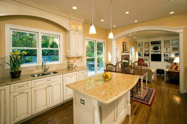 Old Town Alexandria Kitchen Gets Much Needed Facelift After 20 Years ...