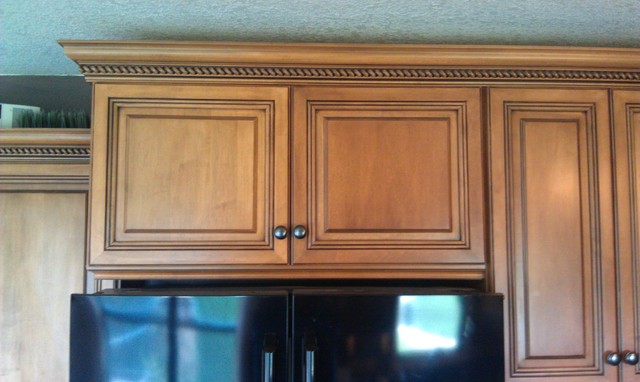 Omega Cabinetry. Rope Molding with Glaze - Kitchen - Cedar Rapids - by ...