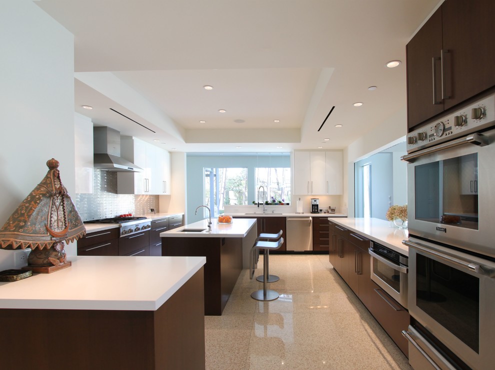 Open, Bright, Clean Lines - Modern - Kitchen - Houston - by Jim Farris ...