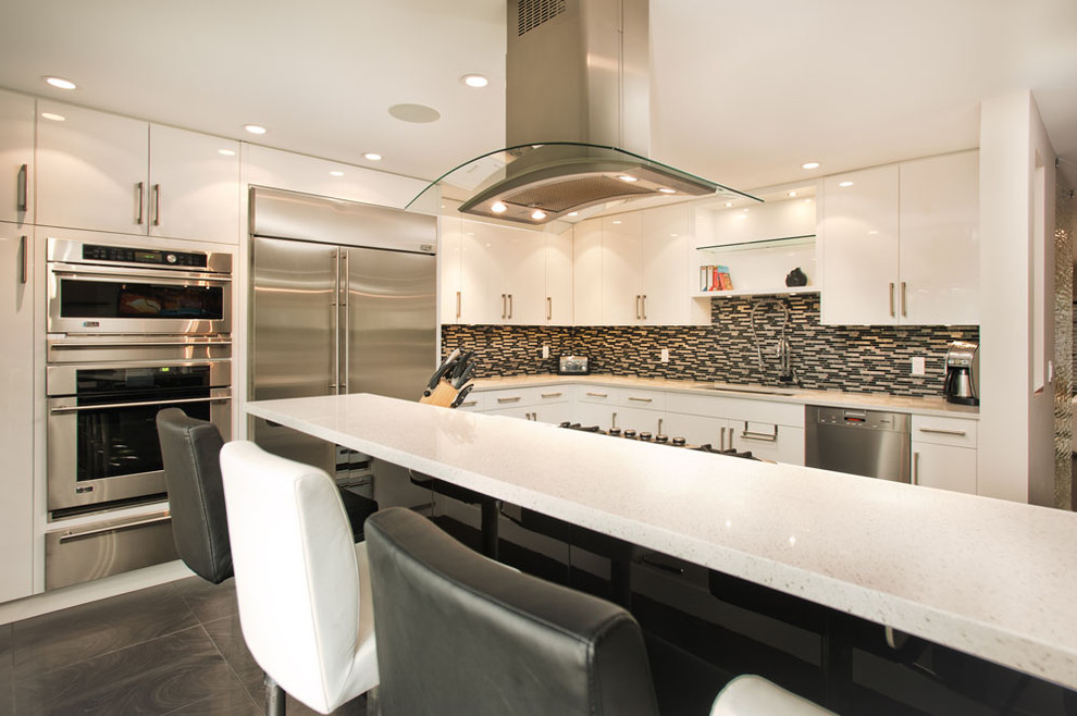 Open Concept Kitchen With Bar Seating - Modern - Kitchen - Vancouver ...
