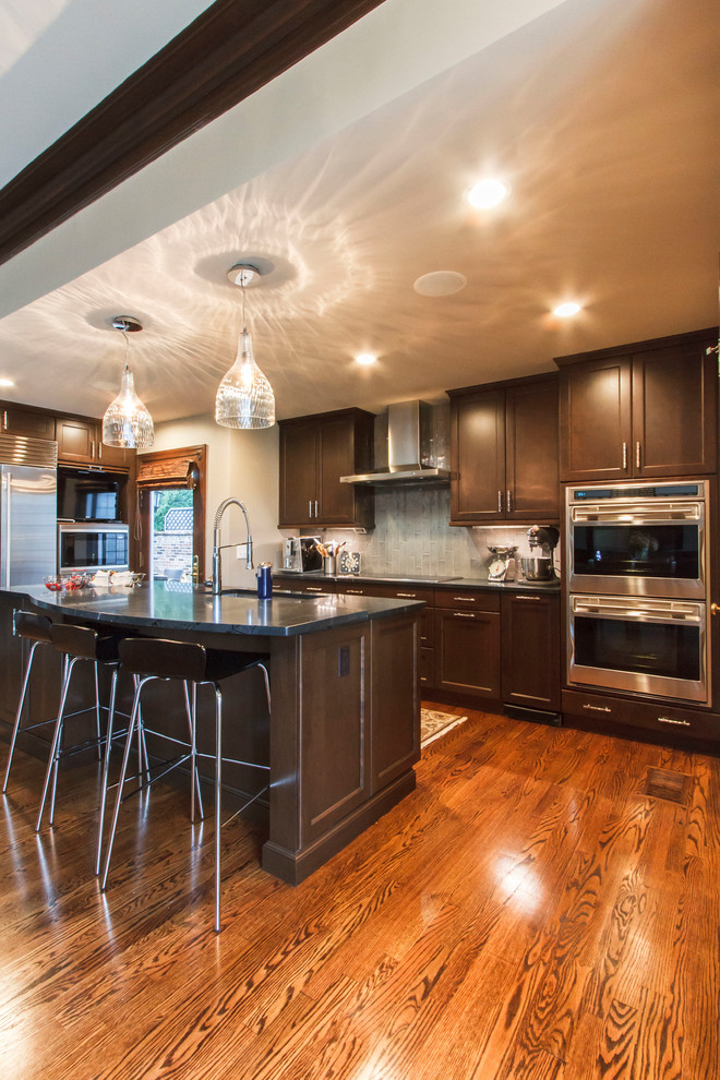 Open Concept - Traditional - Kitchen - St Louis - by User | Houzz