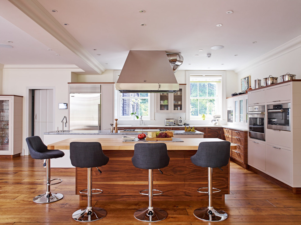 Open-plan kitchen with breakfast bar - Modern - Kitchen - London - by ...