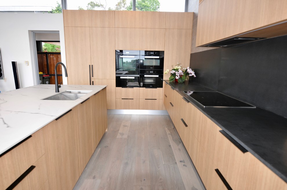 Open plan living with a View in Castlecrag - Modern - Kitchen - Sydney ...