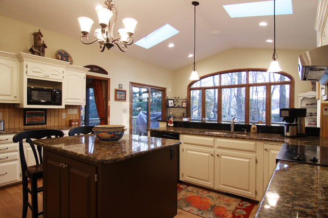 Opening Up Floor Plan/ Enclosed Dining Room Remodel - Traditional ...