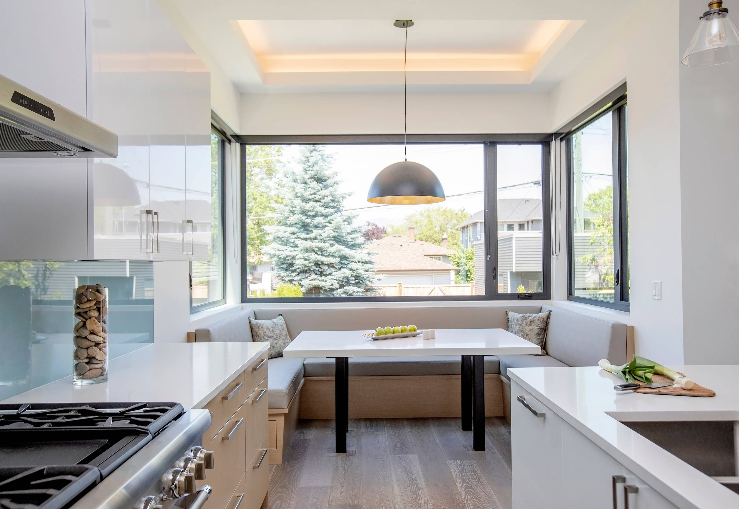 33+ Kitchen Breakfast Nook Ideas ( Create a HOMEY ATMOSPHERE )