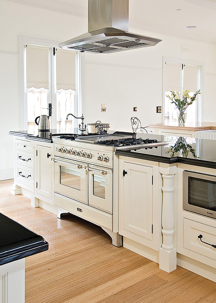Ornate French Provincial - Kitchen - Country - Kitchen - Melbourne - by ...