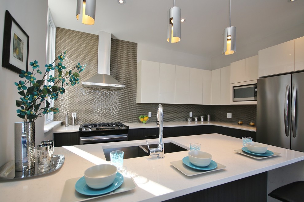 Ottawa Freehold Townhouse Part 2 - Modern - Kitchen - Ottawa - by Total ...