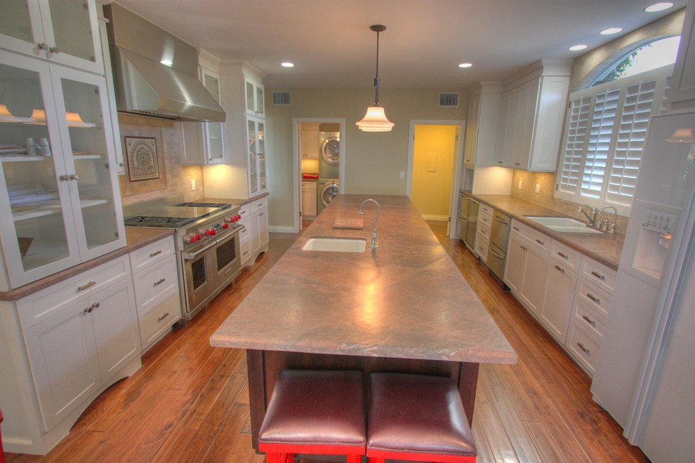 Pacific Palisades Kitchen - Traditional - Kitchen - Los Angeles - by ...