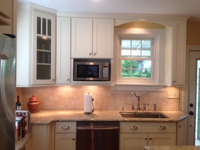 Painted & Cherry Shaker Kitchen Cabinets | CliqStudios - Contemporary ...